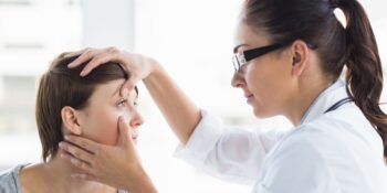 Opryszczka na oku – przyczyny, objawy, diagnostyka | Diag.pl